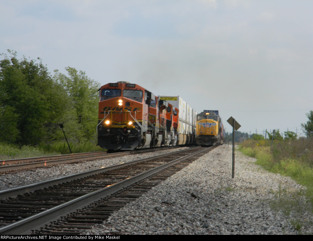 BNSF 7404